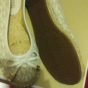 Michael Kors | Shoes | Mk Slippers | Poshmark